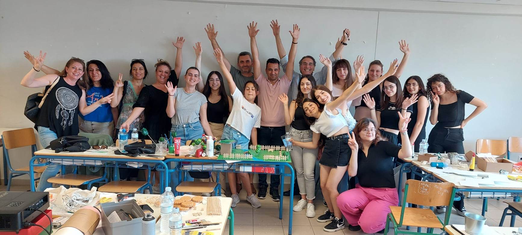 Erasmus Plus KA2-210 με τίτλο «Χτίζοντας το μέλλον μας» - Πειραματική Σ ...